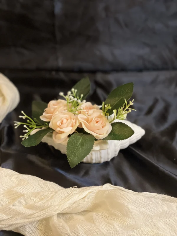 Rosé Shell Charm – Refine Interior